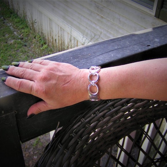 Unique Vintage | Jewelry | Vintage New Silver Spring Loaded Cuff | Poshmark